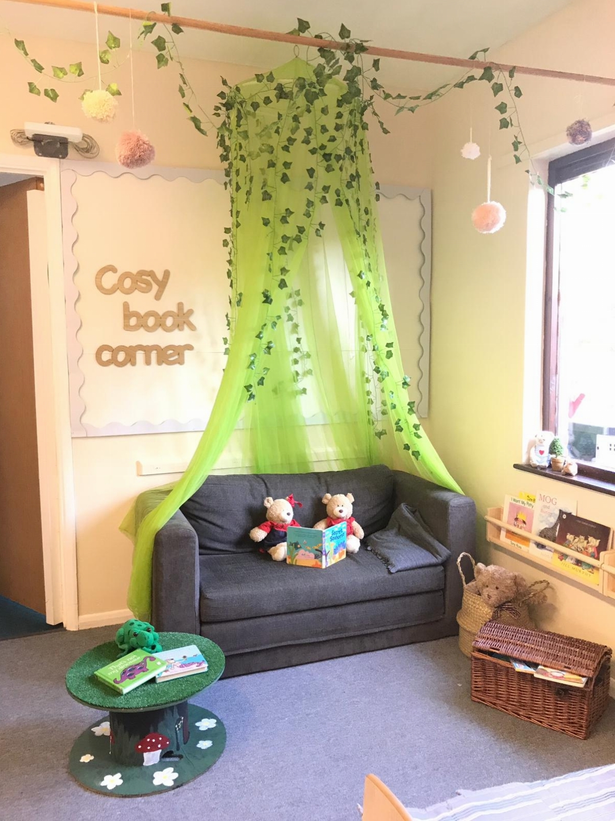 About the Pre-School - Potten End Pre-School, Herts